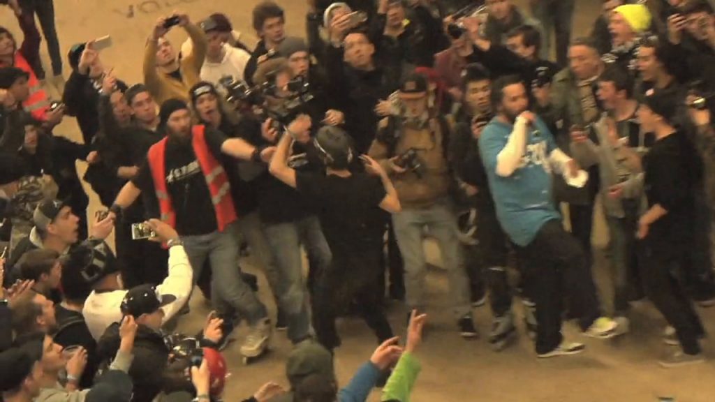Valo: Maneuver Monday’s at Winterclash 2015 – Be-Mag