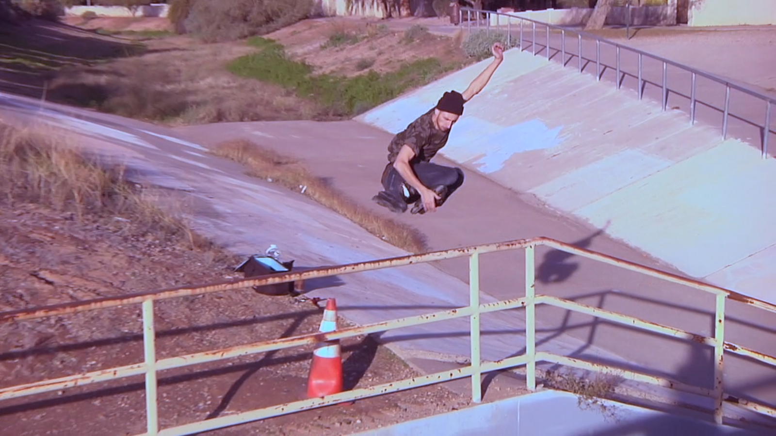 CHAD HORNISH | DREAM IN PINK REVIEW – Be-Mag