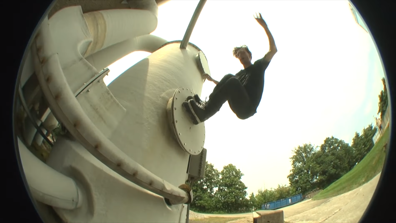 LUKE NAYLOR | ONE MORE SCAR – Be-Mag