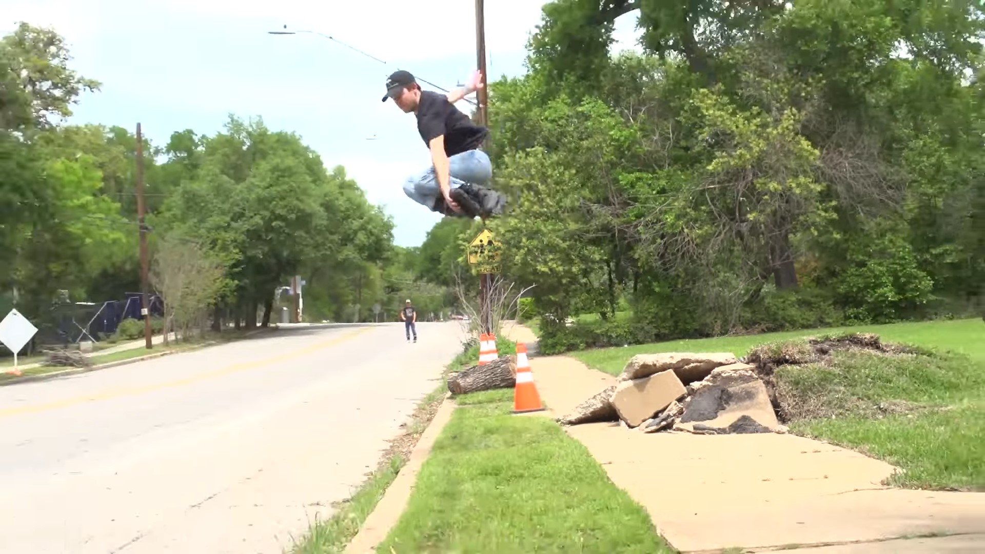 JUMBO: 4 THE STREETS-EPISODE 7 – Be-Mag