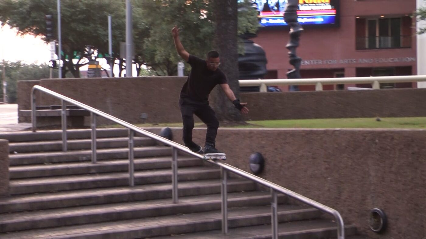 MICHAEL GALLOWAY | ONE MINUTE, ONE SPOT – Be-Mag