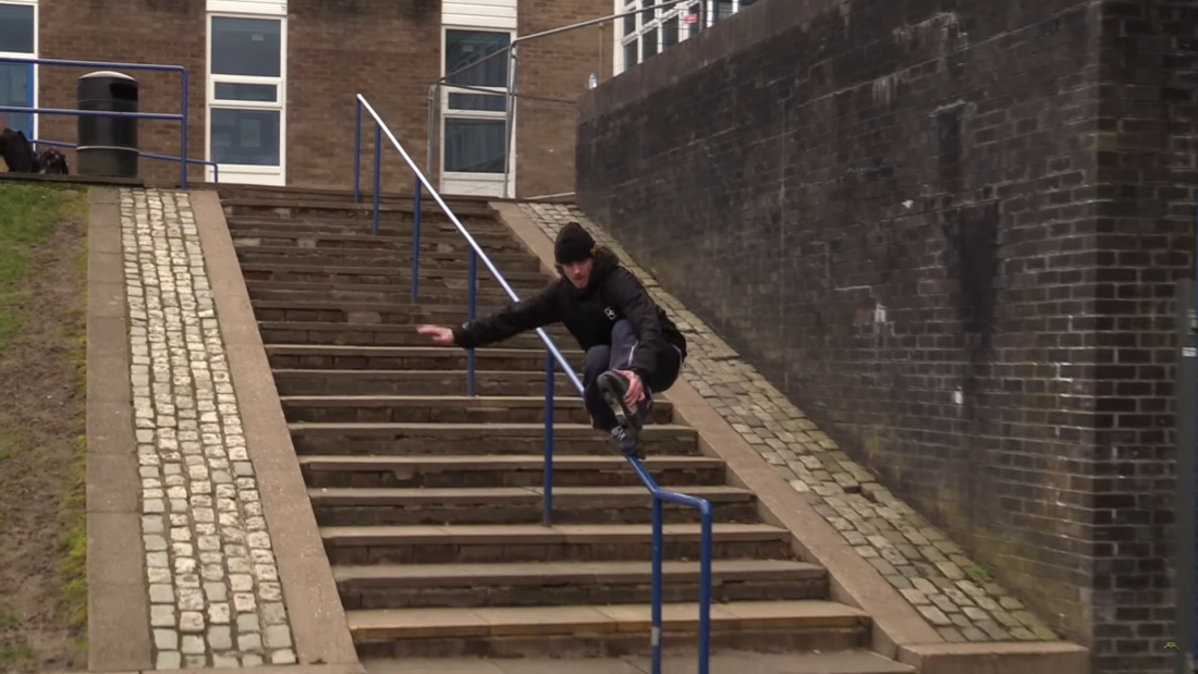 FLAVOURS || AN ALEX BURSTON JOINT – Be-Mag